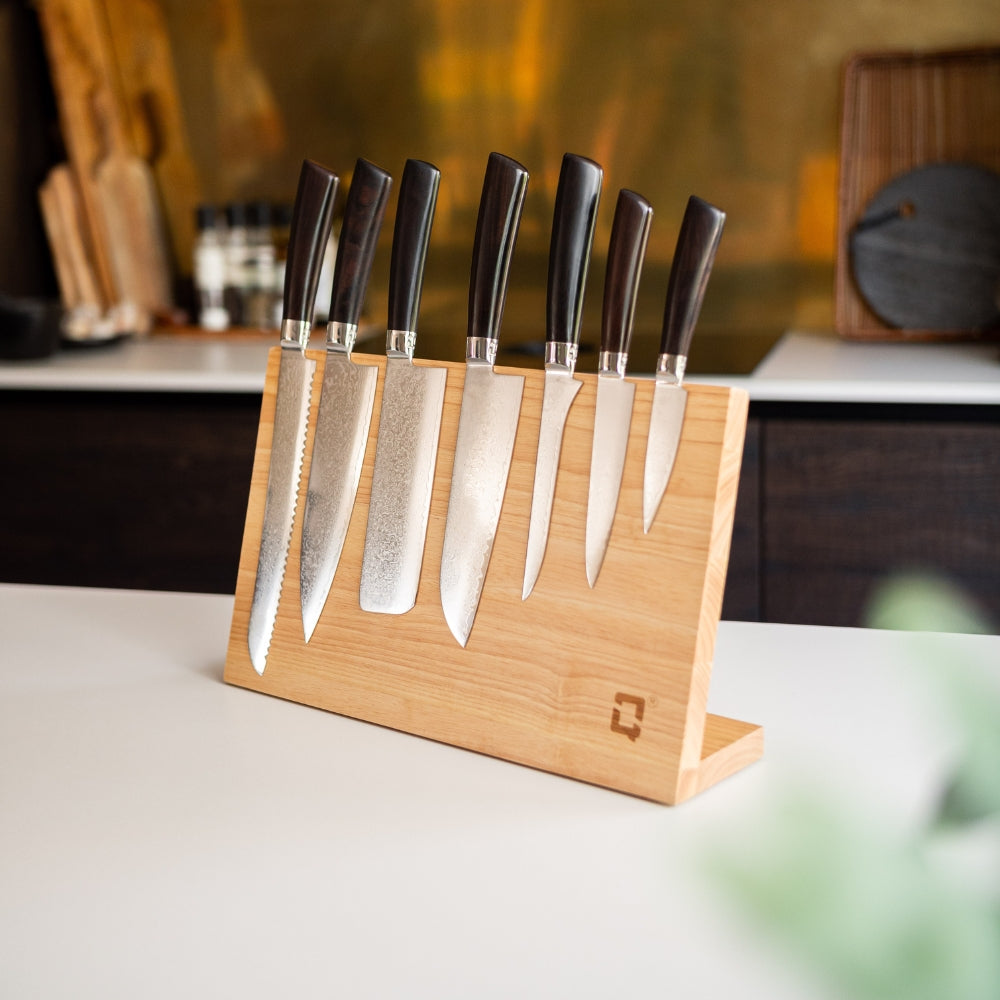 Knivholder i egetræ - perfekt til 7 knive – Qookware.dk