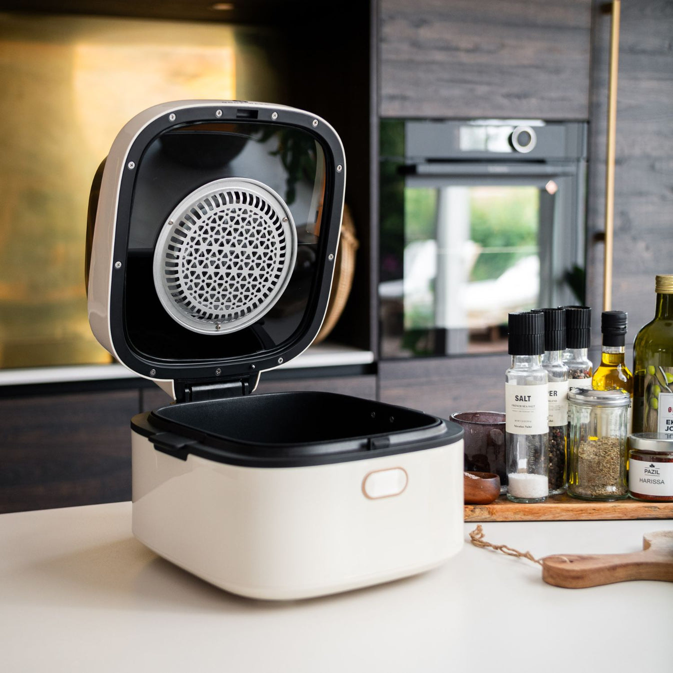Airfryer - 7,5 liter - kan gå i opvaskemaskinen – Qookware.dk